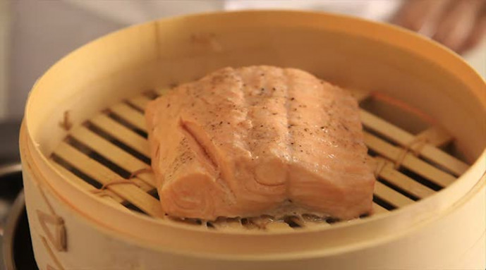 Vis stomen - Video - Allerhande - Albert Heijn